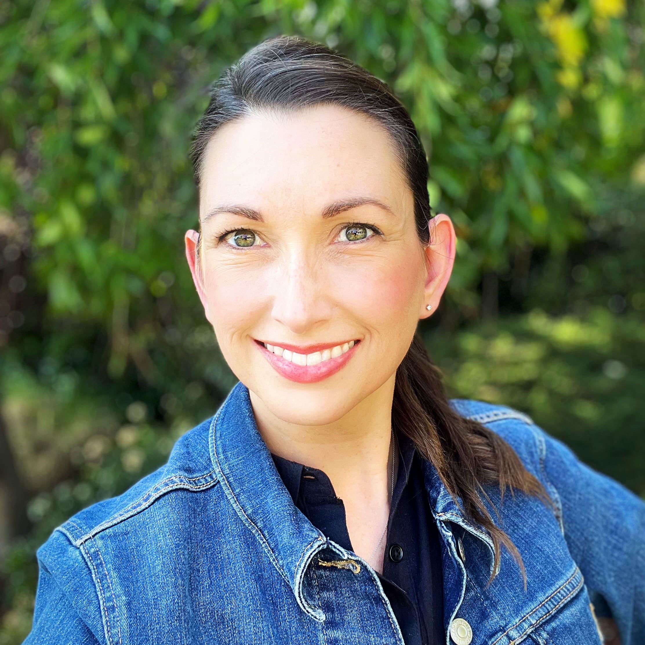 Kelly Congleton, Senior Graphic Designer | Paradux Media Group